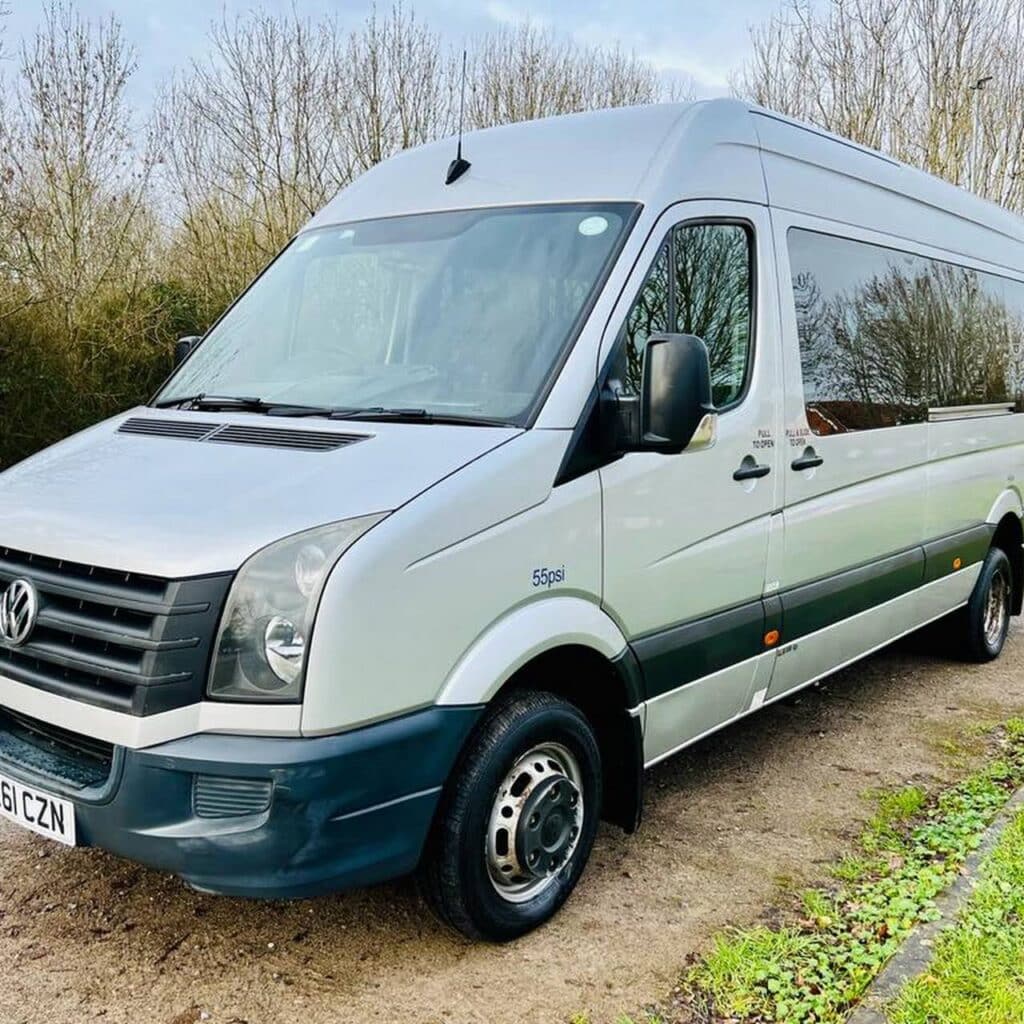 Zoom Vans – We Buy and Sell Used Commercial Used Cars