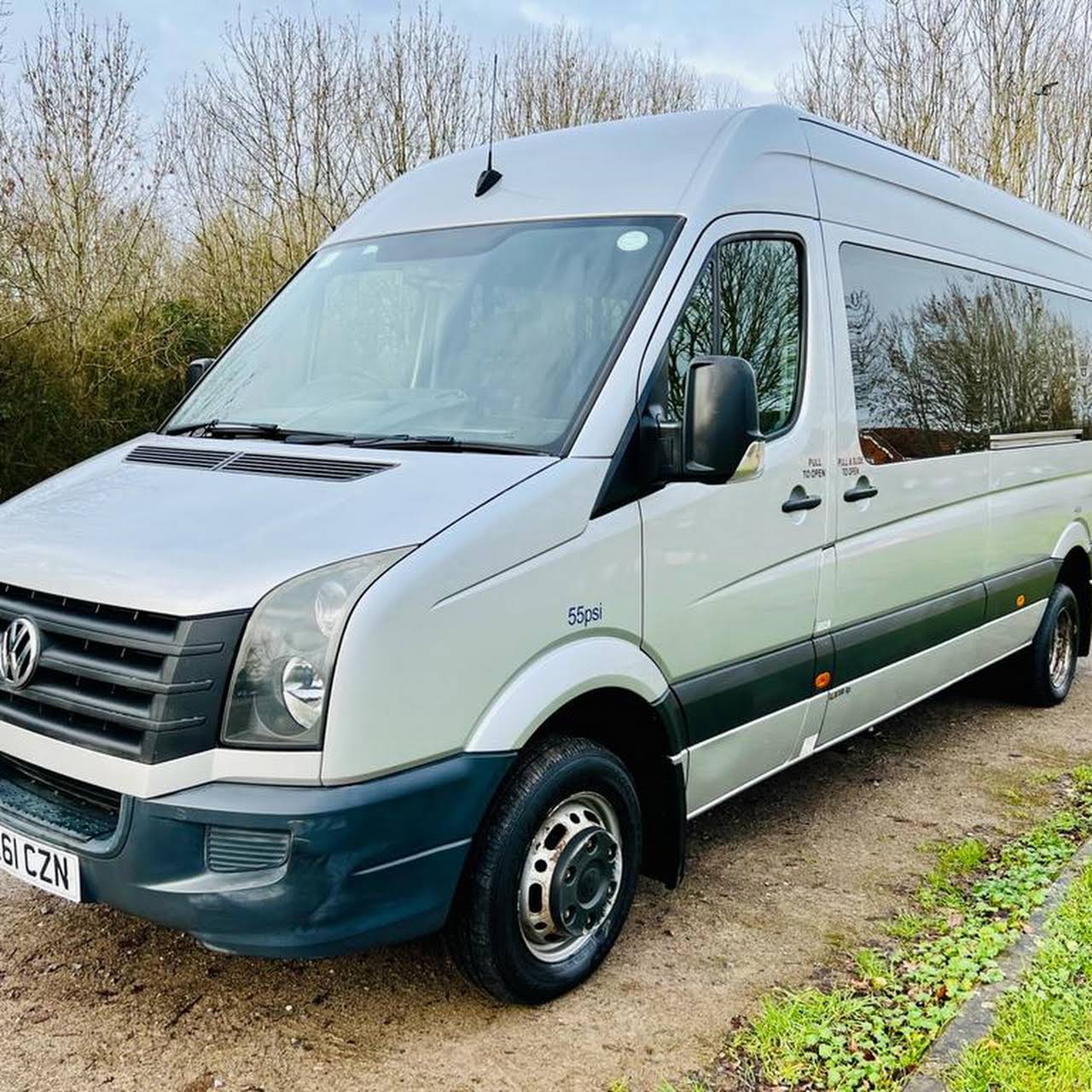 Zoom Vans – We Buy and Sell Used Commercial Used Cars