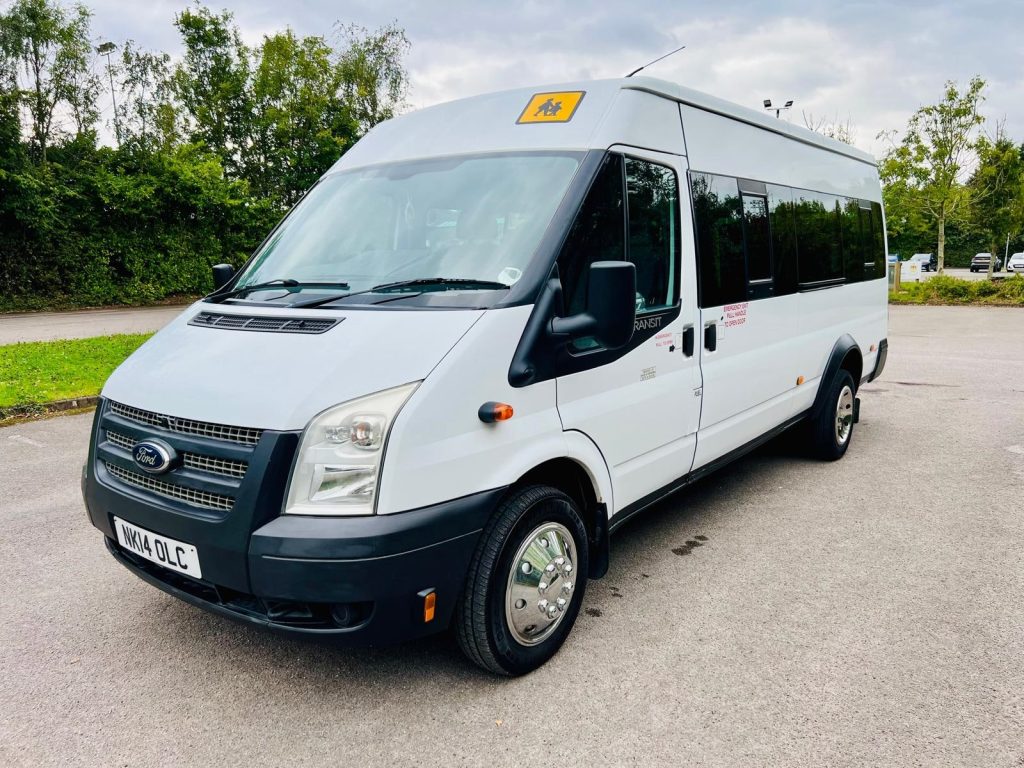 Zoom Vans – We Buy and Sell Used Commercial Used Cars