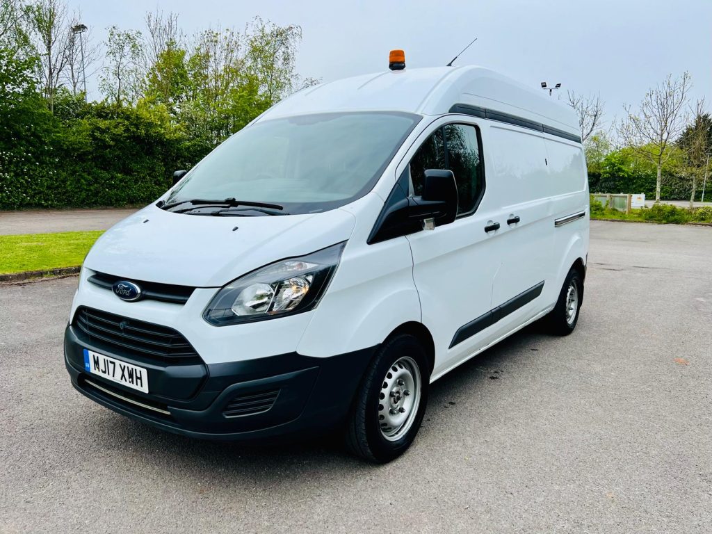 Zoom Vans – We Buy and Sell Used Commercial Used Cars