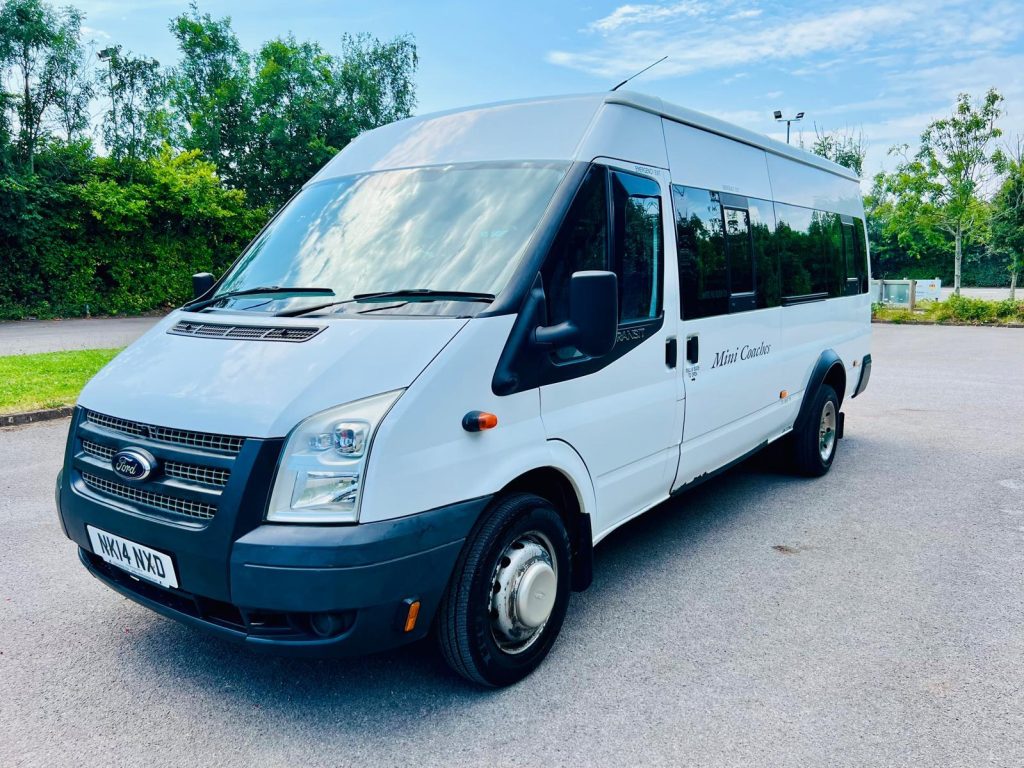 Zoom Vans – We Buy and Sell Used Commercial Used Cars